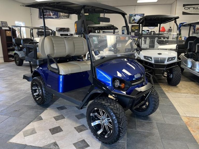 2023 E-Z-GO Express™ S4 ELiTE™ Lithium Electric Blue - Golf Carts Canada